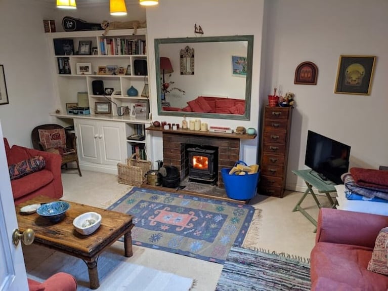 Cosy Cottage By The Sea (1x Big Master Double Bedroom) - Hampshire
