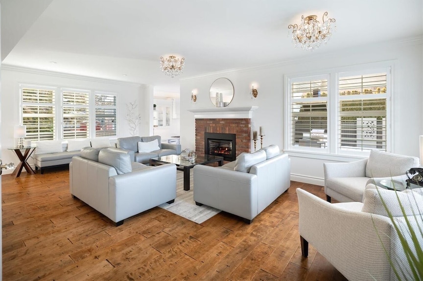 Luxury Escape - Private Pool And Hot Tub (Minutes To Downtown) Bl: 4090550 - Kelowna