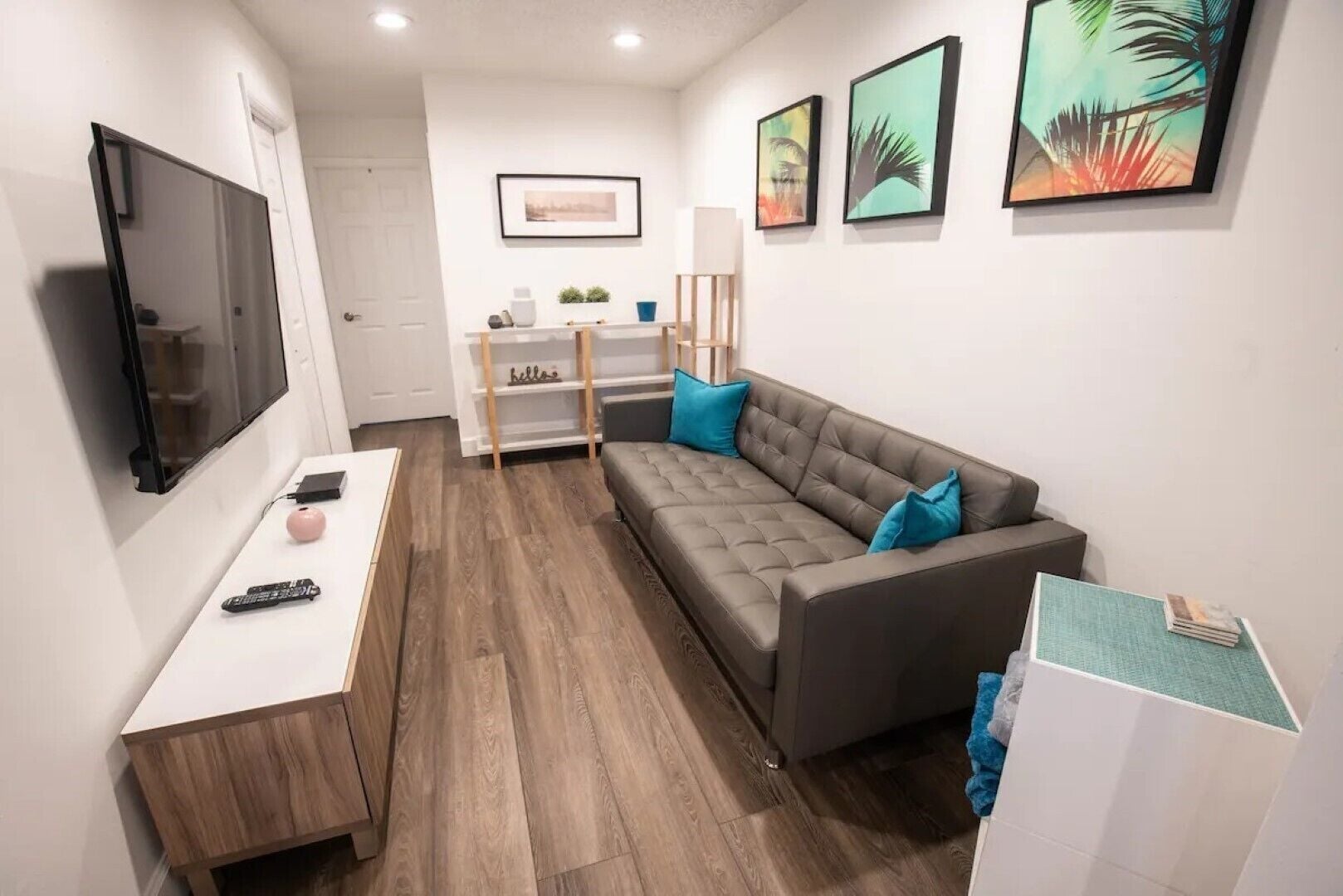 #10 Modern Home Beautify By Hyde Park-joyful Mmts - Tampa Airport (TPA)