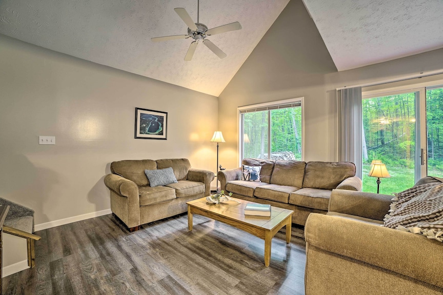 Higgins Lake Getaway - Boating, Fish, Golf, Atv! - Higgins Lake, MI