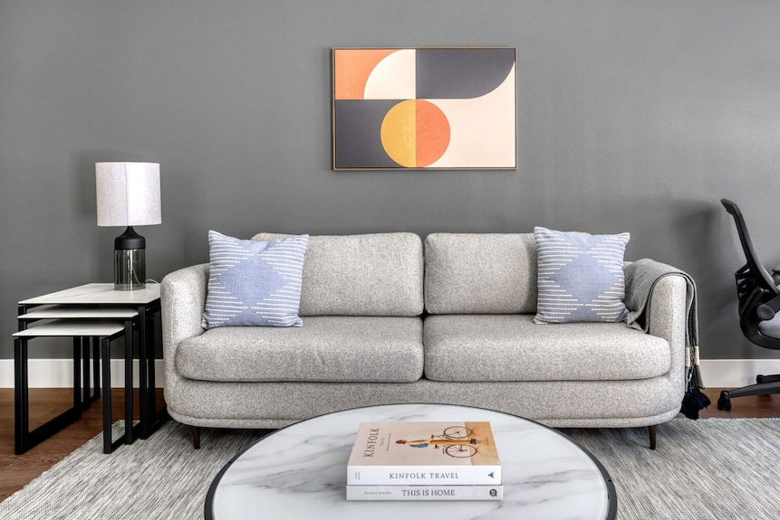 Luxe San Mateo 1br W/ Gym, Roof Deck & W/d, Near Caltrain, By Blueground - 샌머테이오