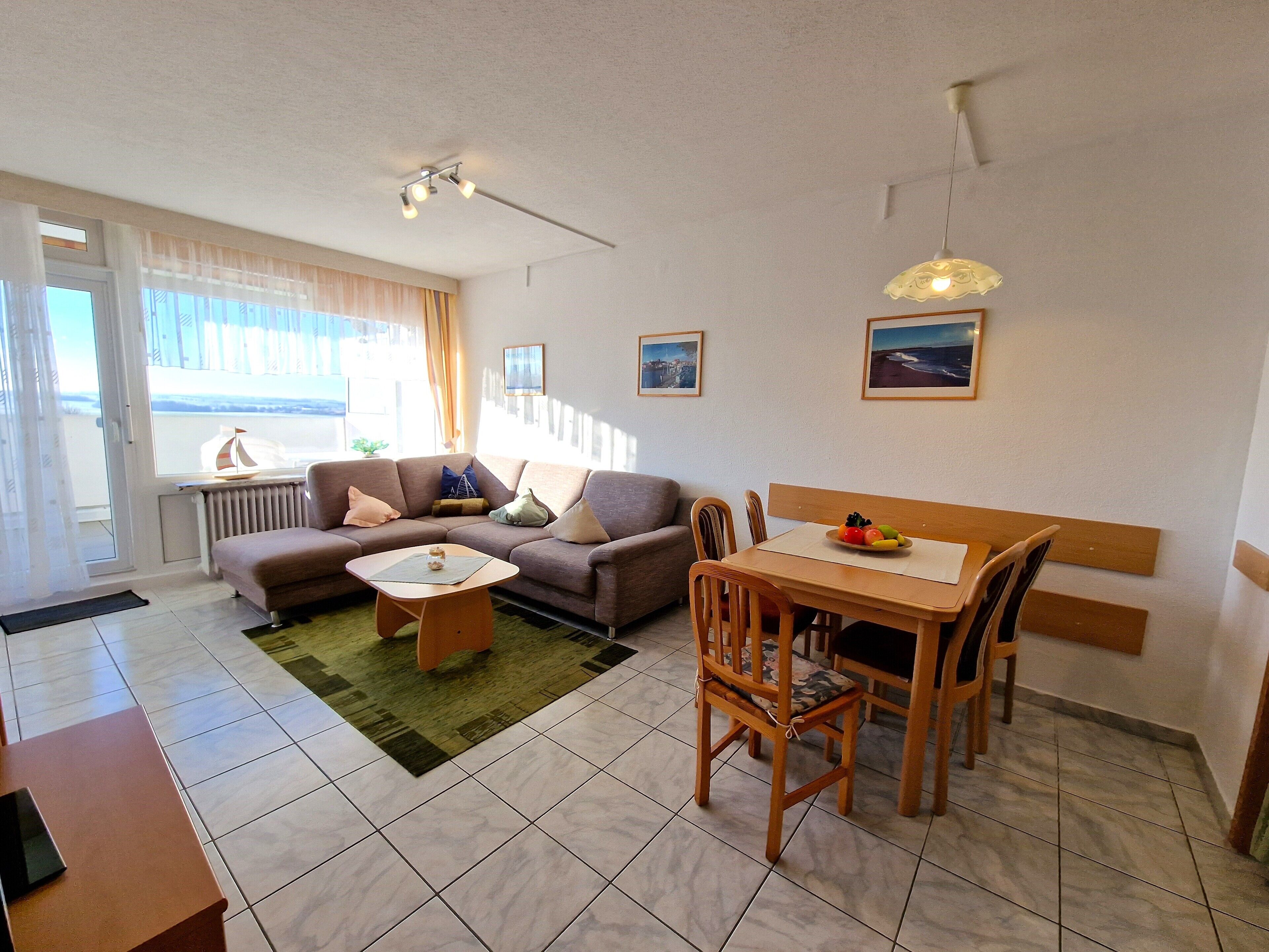 Schöne, Komfortable Ferienwohnung In Der 4 Etage, Mit Blick Zur Sonnenverwöhnten - Oldenburg in Holstein