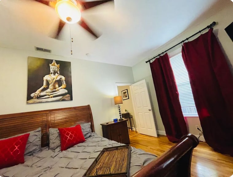 Tampa Heights Gem - Jacuzzi - Tampa, FL