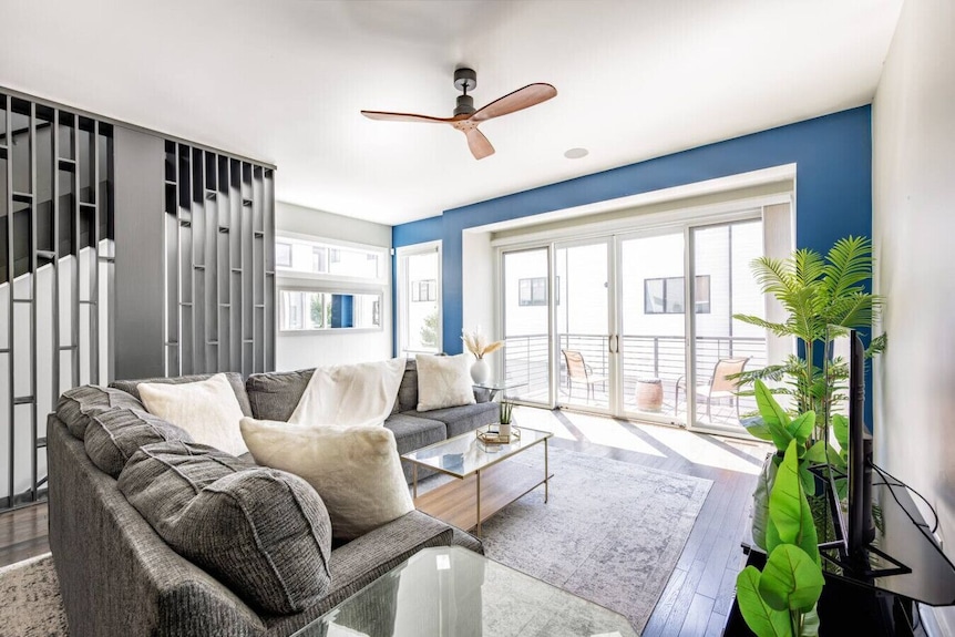 Johnny ~ Huge 4 Bedroom ~ 4 Bathroom ~ 11 Beds ~ 2 Miles From Broadway! - Nashville, TN