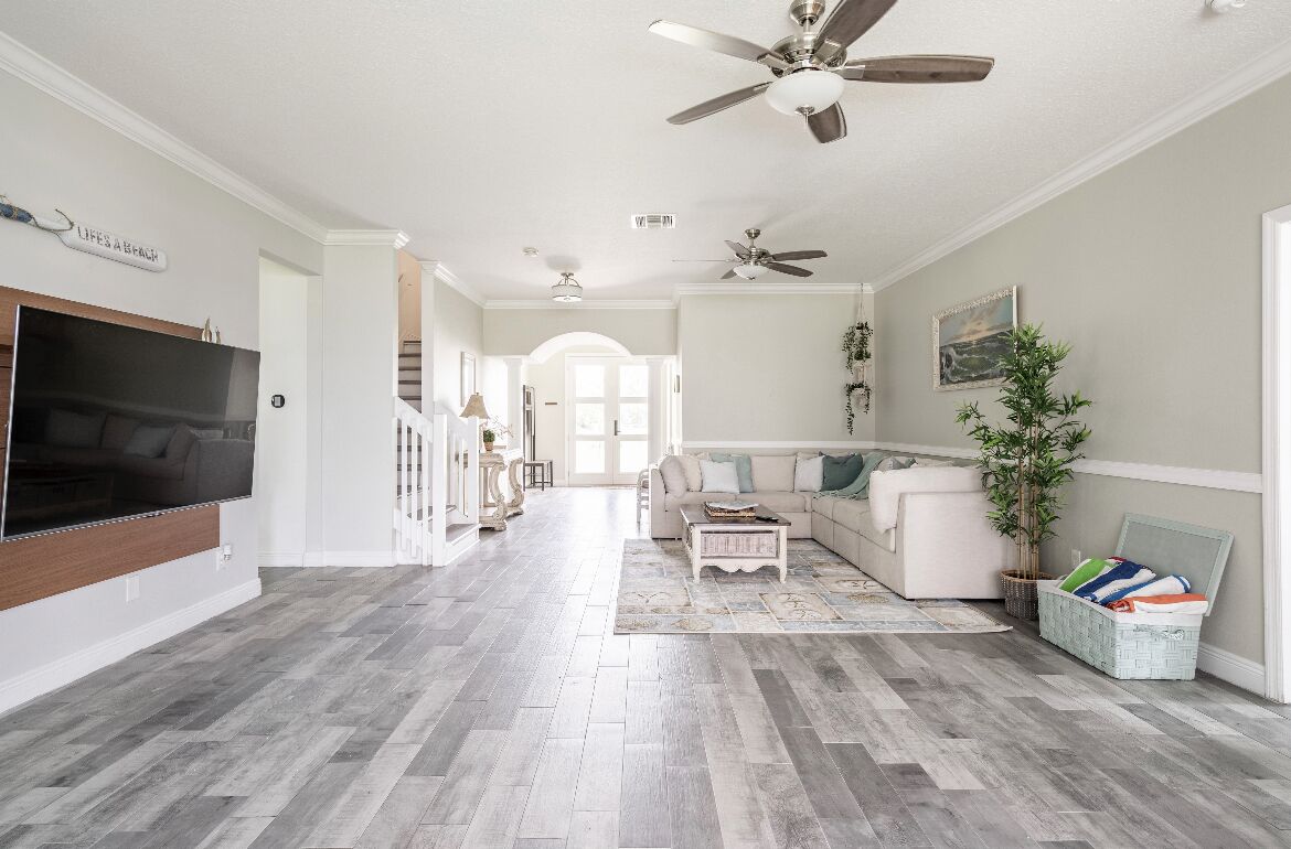 Casa Azul Tampa - 5br Waterfront Villa W/ Pool - Tampa