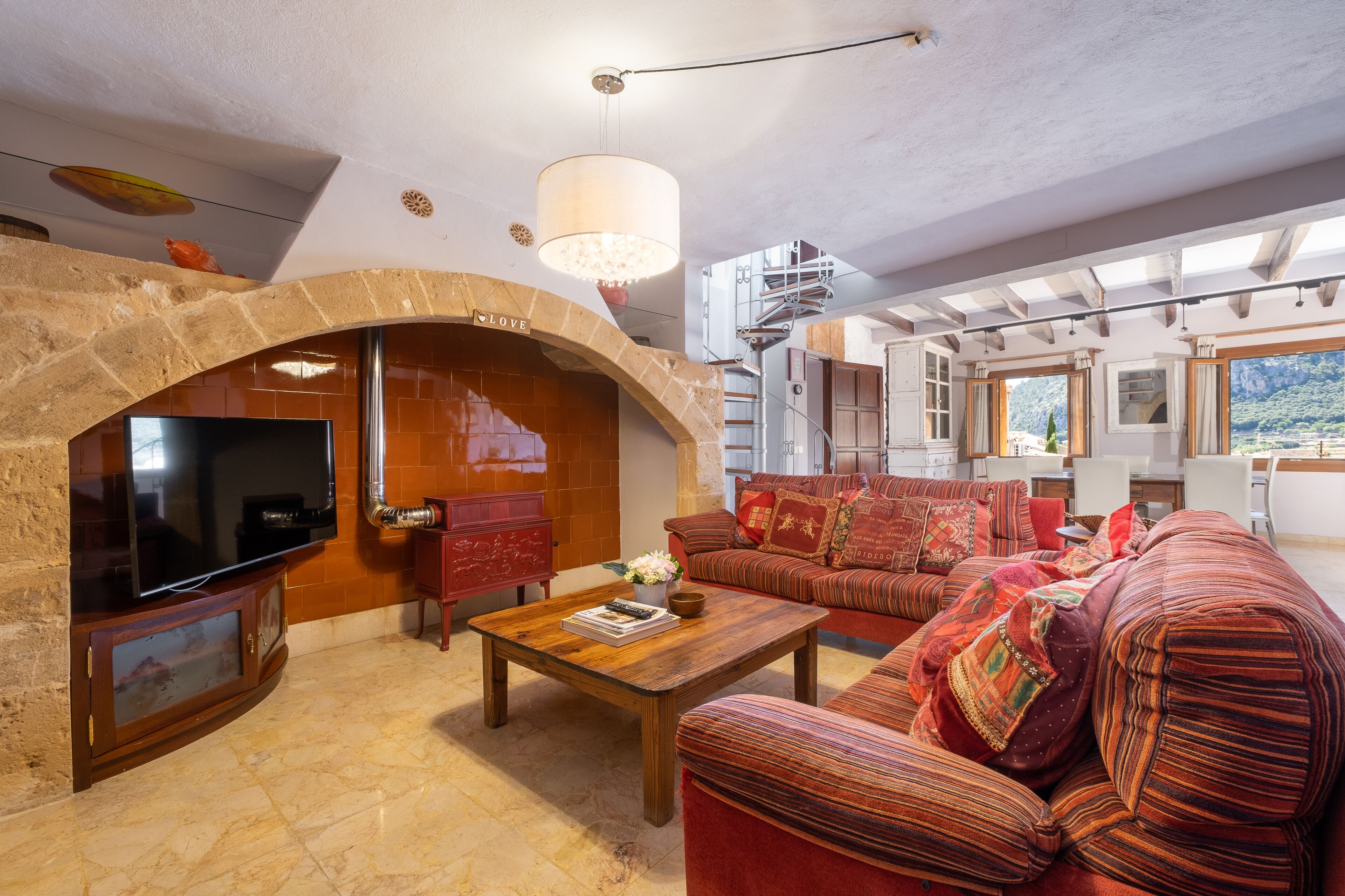 Beautifully Renovated Traditional Stone House In Calvario, Pollença - Pollensa