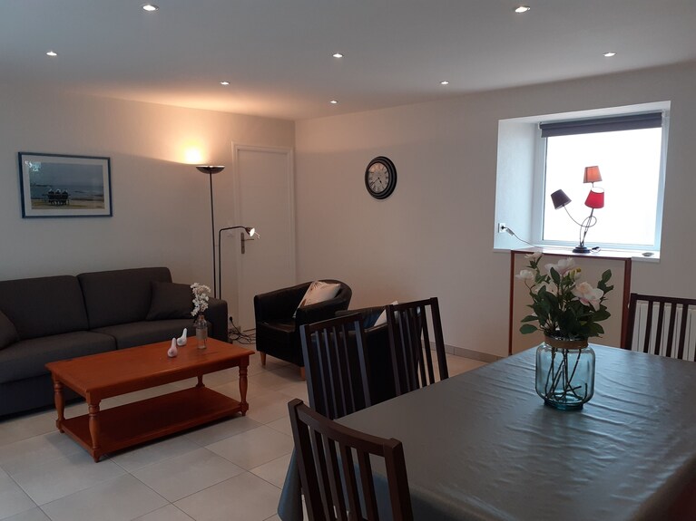 Plouhinec: Appartement Dans Longère - Plouhinec