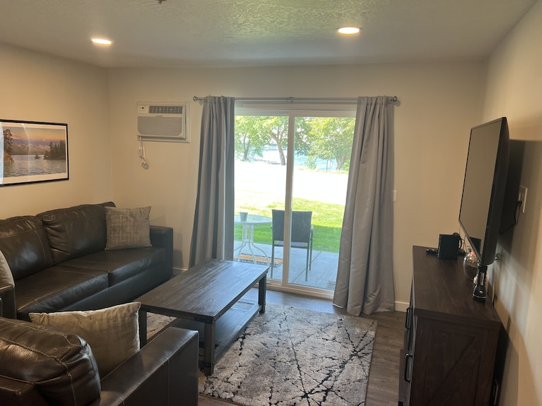 Lakefront Condo On Flathead Lake - Polson, MT