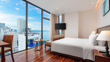 Quarto Duplo Premier, vista parcial para o mar | 1 quarto, roupa de alta qualidade, minibar, cofre no quarto