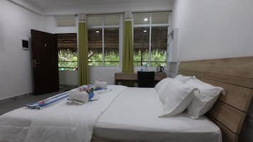 Quarto família | Roupas de cama premium, camas com colchões pillow-top, frigobar
