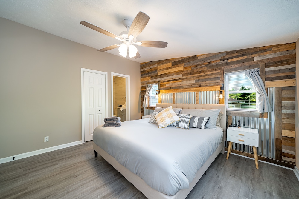 Cozy Catskills Cabin With Mountain Views - Margaretville, NY