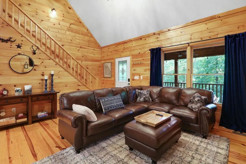 Family Cabin Fun: Deck Slide, Hot Tub, Fire Pit & Resort Amenities! - Carters Lake, GA
