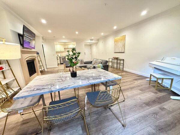 Promotion️luxury Pasadena Modernized King 2b2b Modern Style️cant Miss！ - Pasadena, CA