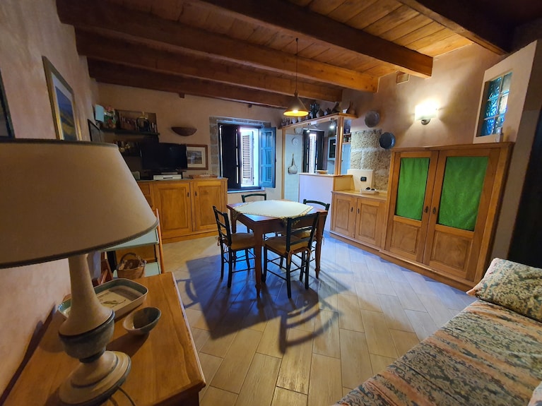 In The Heart Of The Historic Center; Quaint, Romantic And Cozy - Alghero