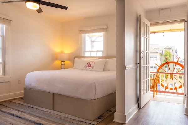 Room #3, 1 King Bed and 1 Queen Bed with Balcony | Roupa de alta qualidade, Wi-fi grátis, roupa de cama fornecida