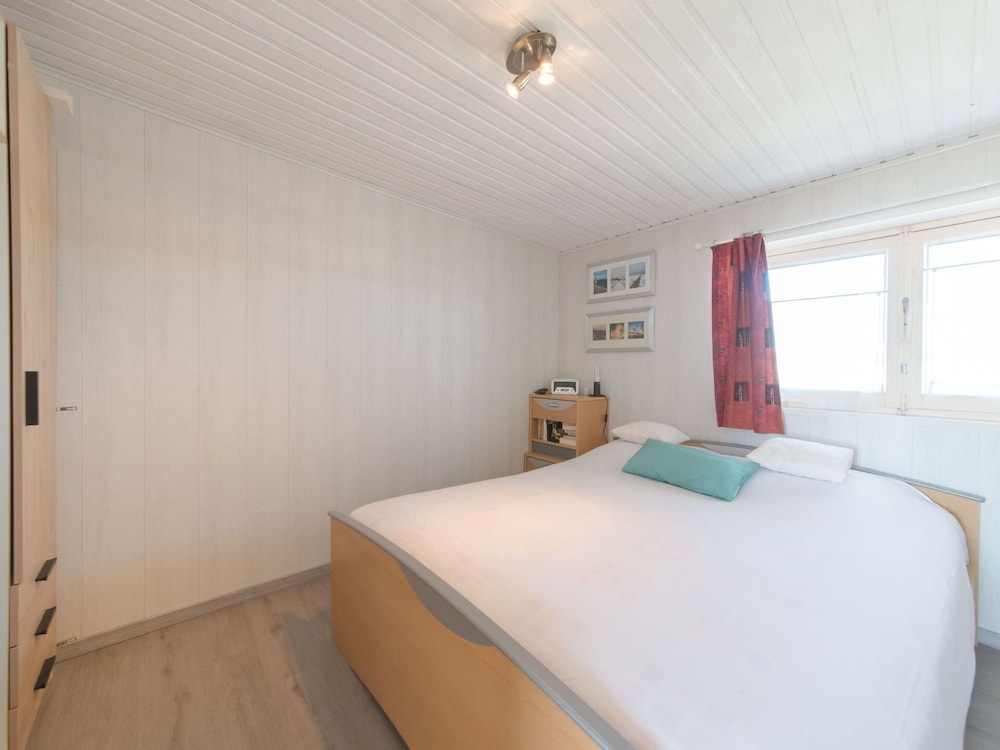 Precioso Apartamento Para 4 Personas Con Wifi, Balcón, Mascotas Permitida Y Aparcamiento - De Haan