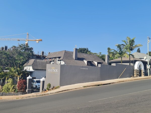 Luxe On Ridge - Durban