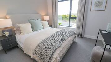 Casa de Campo | 4 quartos, com decoração personalizada, com mobília individualizada