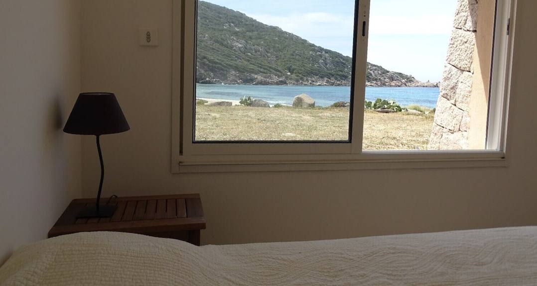 Residence Fioravanti 1 Appartements Pieds Dans L'eau/vue Mer A Tizzano - Tizzano