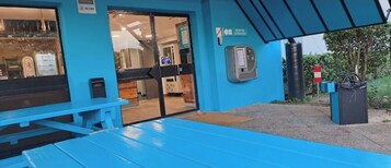 Área para churrascos e piqueniques