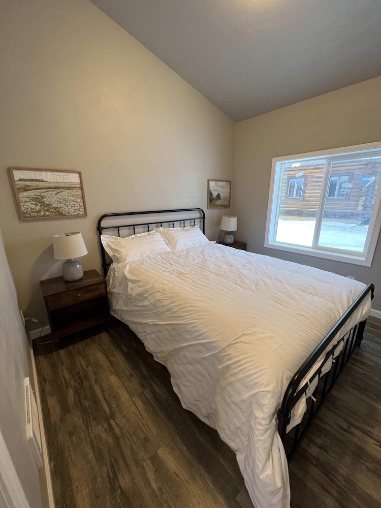 Newly Updated Cabins At Last Chance In Island Park *Close To Yellowstone* - Island Park, ID