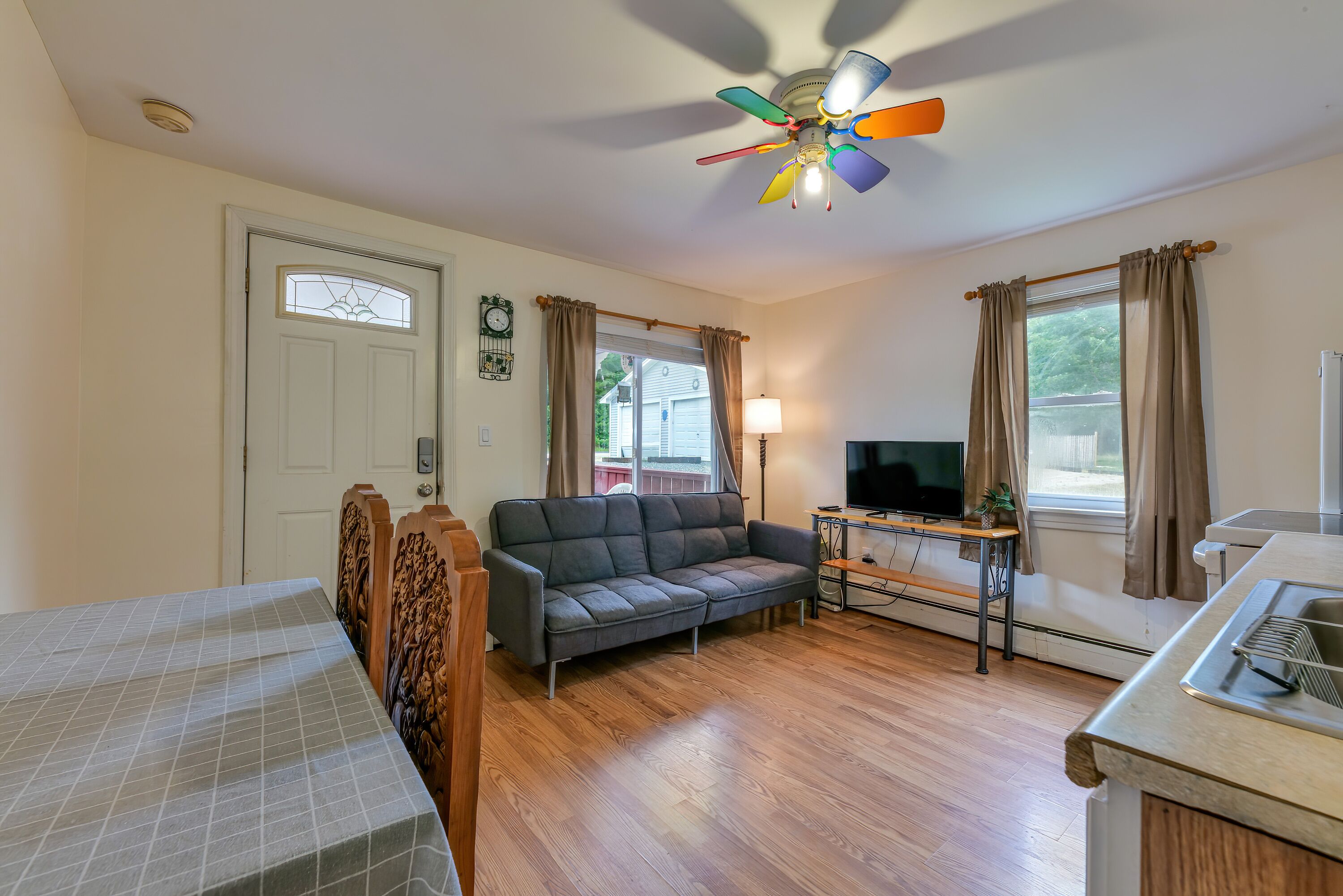 Clean & Cozy 1br Apt#6 W/full Kitchen & Private Bath - Orland, ME