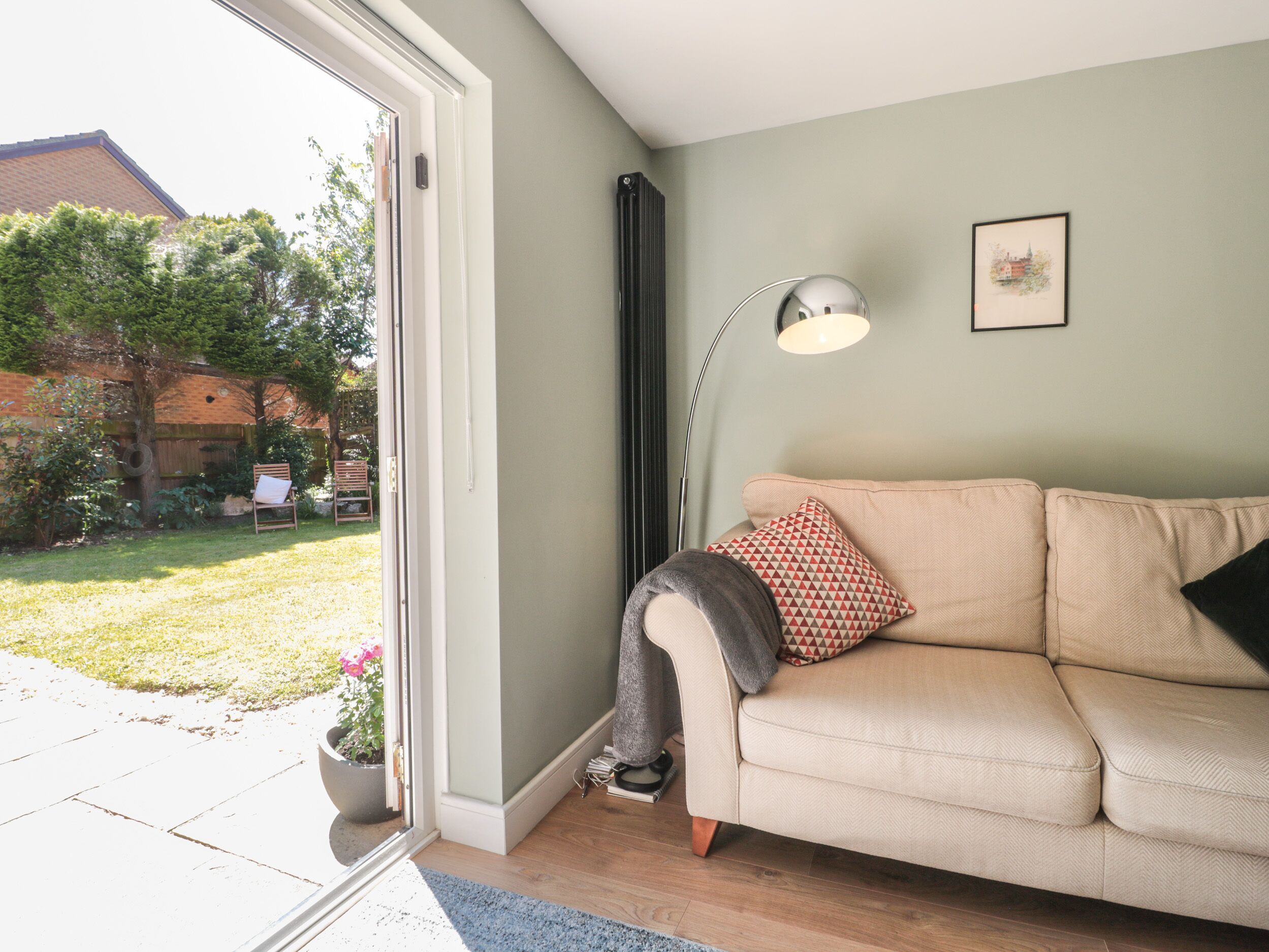 1 Charlotte Close, Family Friendly In Talbot Village, Poole - Poole