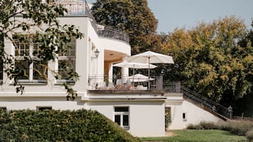 Fachada da propriedade