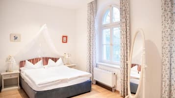 Quarto casal clássico | 1 quarto, Wi-Fi de cortesia, roupa de cama