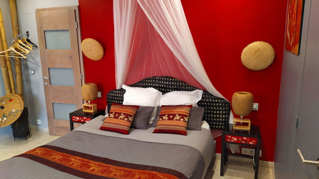 Mekong Suite 2 Adults + 2 Children In Villa-carroubier - Exotic Standing - Hyères