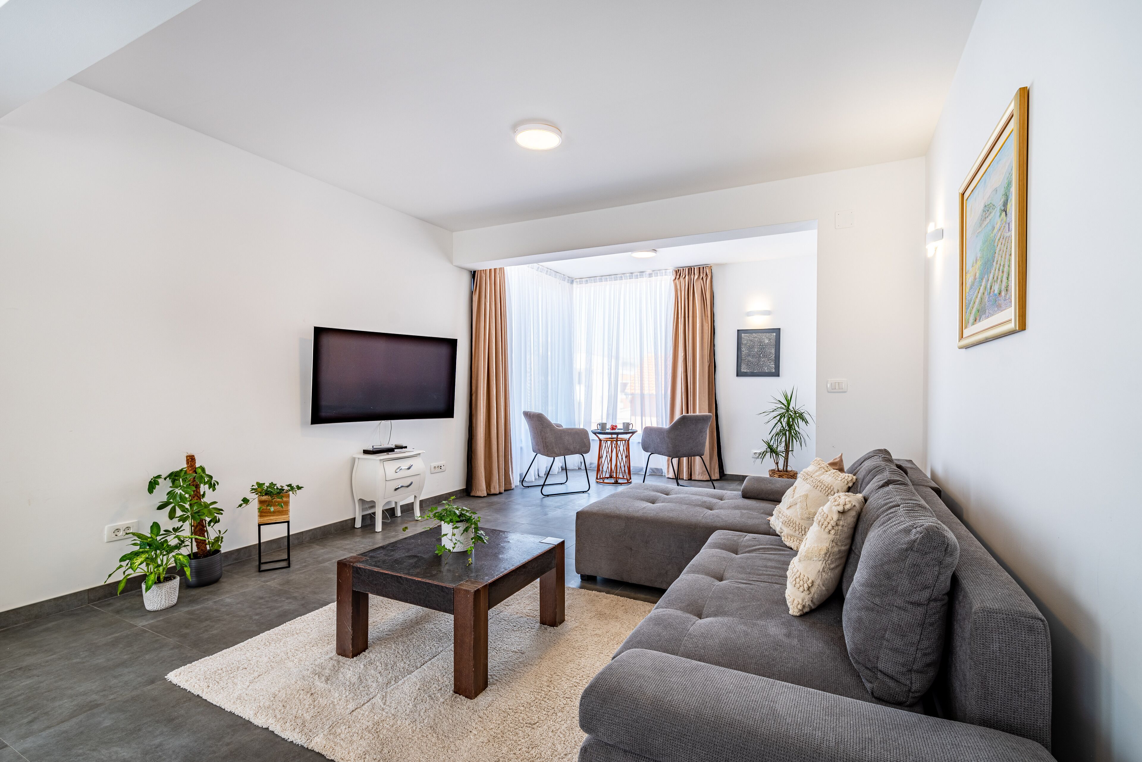 Rooftop Villa W/ Jacuzzi, Swimming Pool, Sea Views  Walk To Beach, Sleeps 10 - Trogir