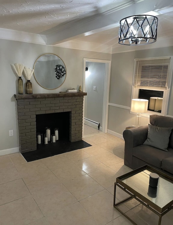 New 3bd, 2ba Home 5 Min Walk To Long Sands - York's Wild Kingdom, York