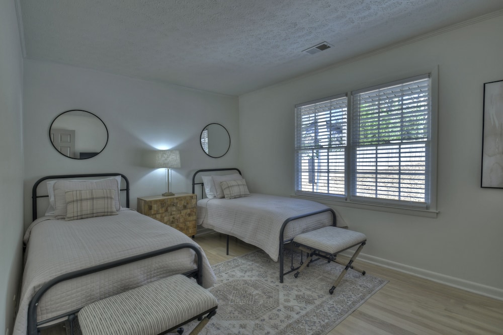Picturesque Point on Beautiful Lake Nottely - Union County | Vrbo