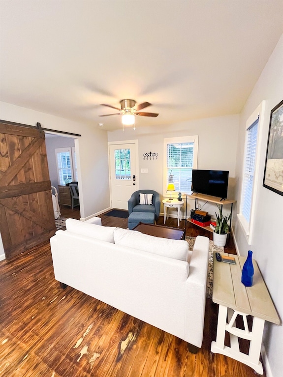 Cozy, Modern Waterfront Cottage + 2.5 Acres On Bayou In The Heart Of Lafayette - Louisiana