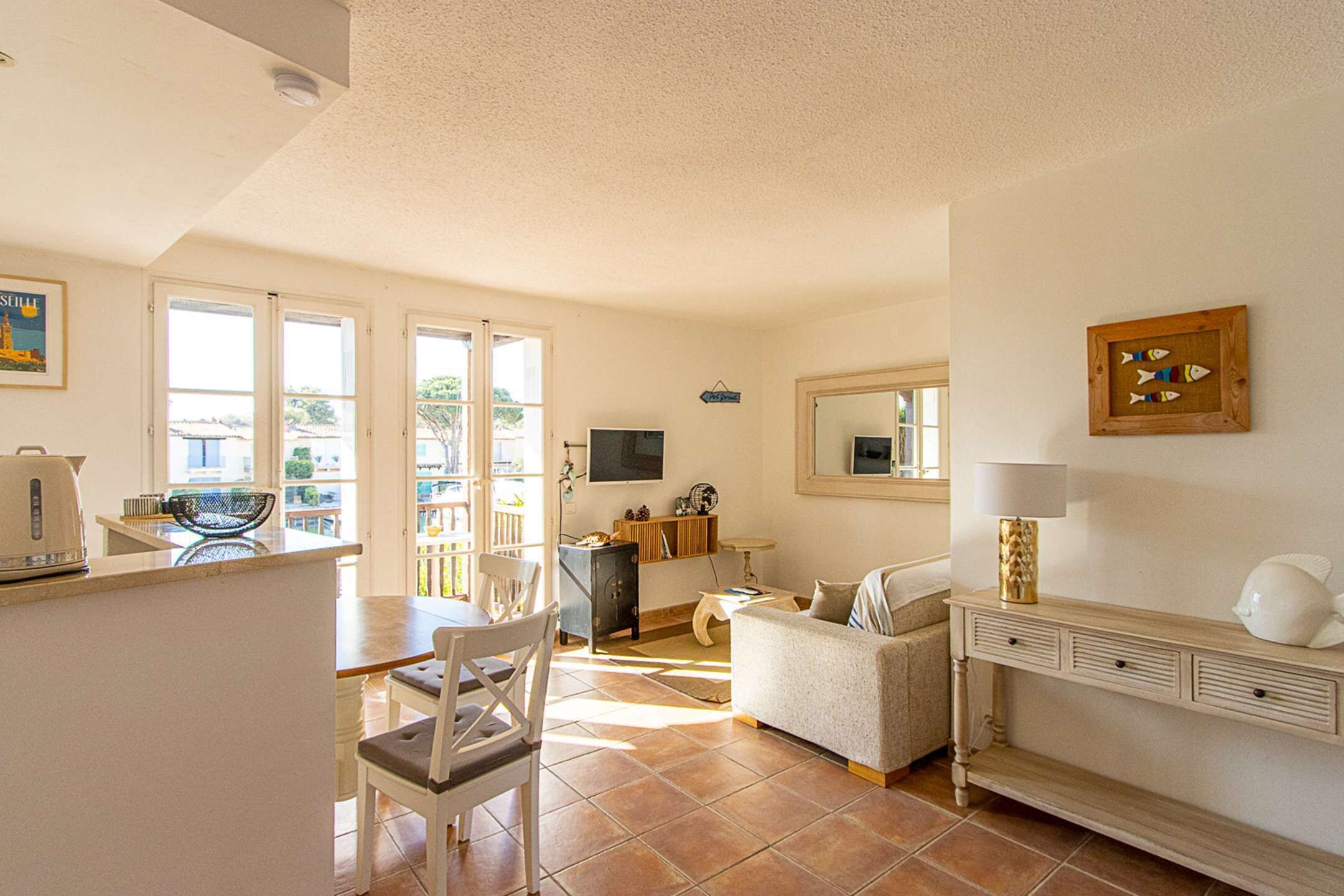 Port Grimaud Bel Appartement 2 Pieces - Wifi, Balcon Et Vue Canaux - Plage de Pampelonne