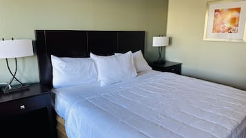 Quarto Standard | Secretária adequada para computadores portáteis, Wi-fi grátis