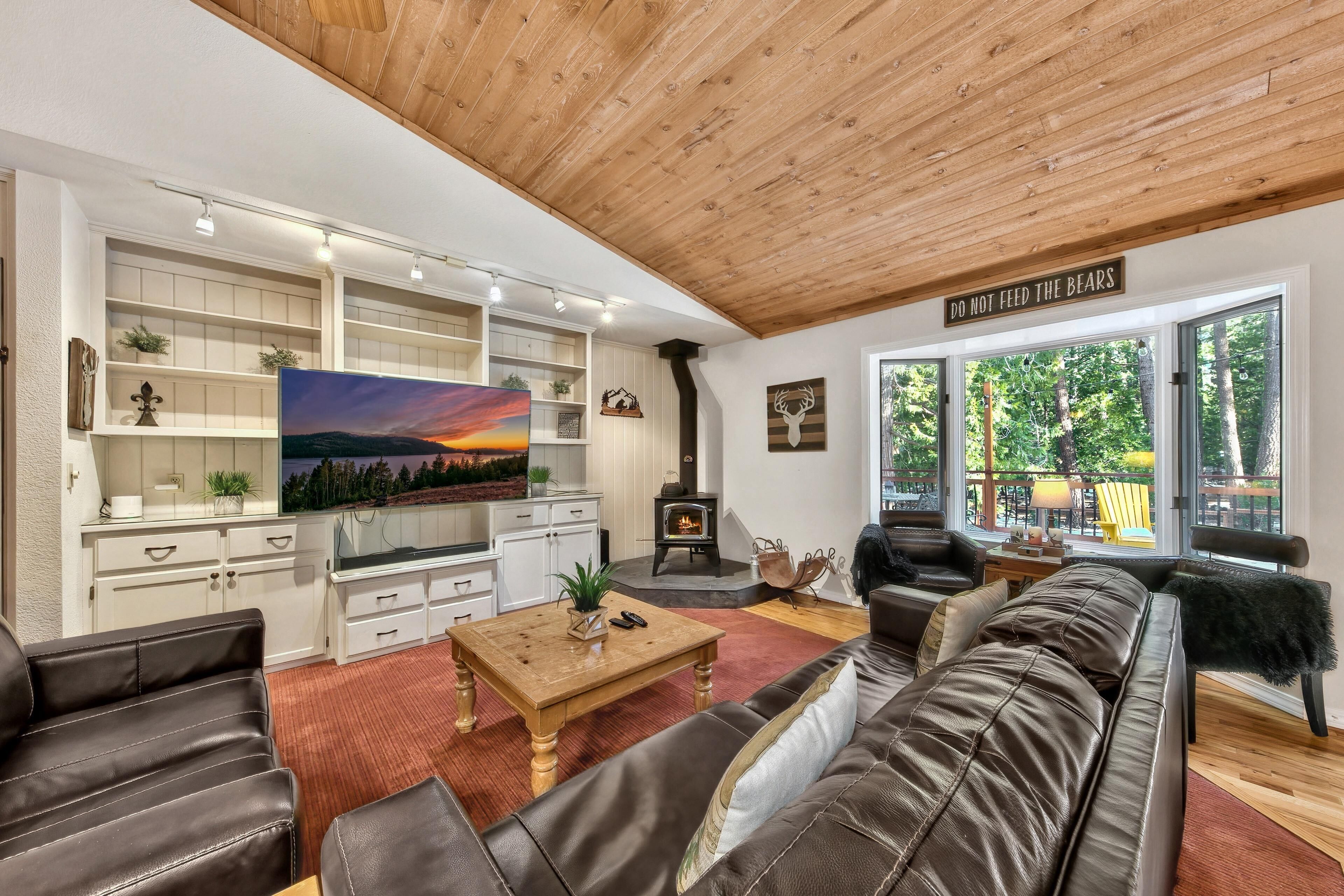 Beautiful Mountain Retreat In Graeagle! - Graeagle, CA