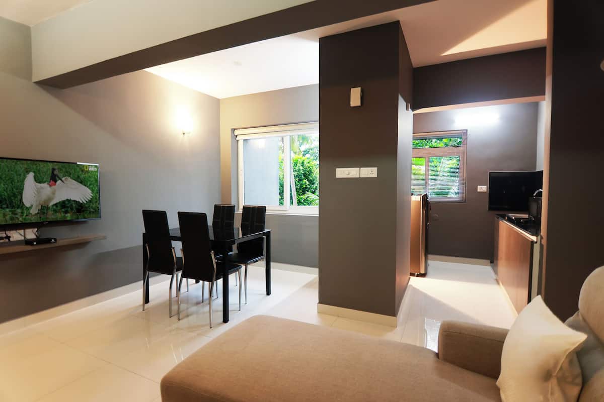 Televisor LED de 43 polegadas com canais por cabo, televisor