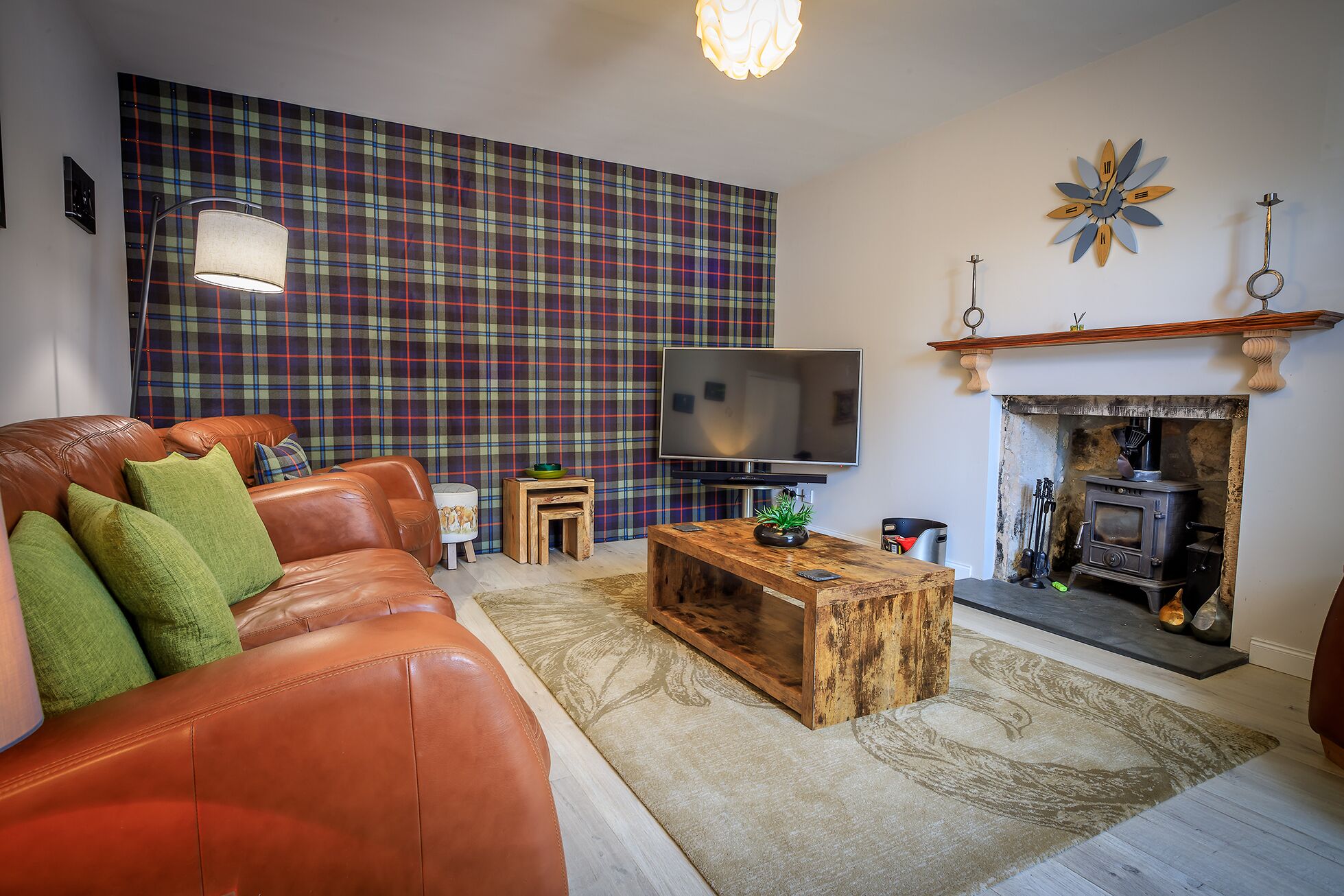 Cosy Cottage 2 Minutes From The Beach! Free Parking. Pets Welcome. - Nairn