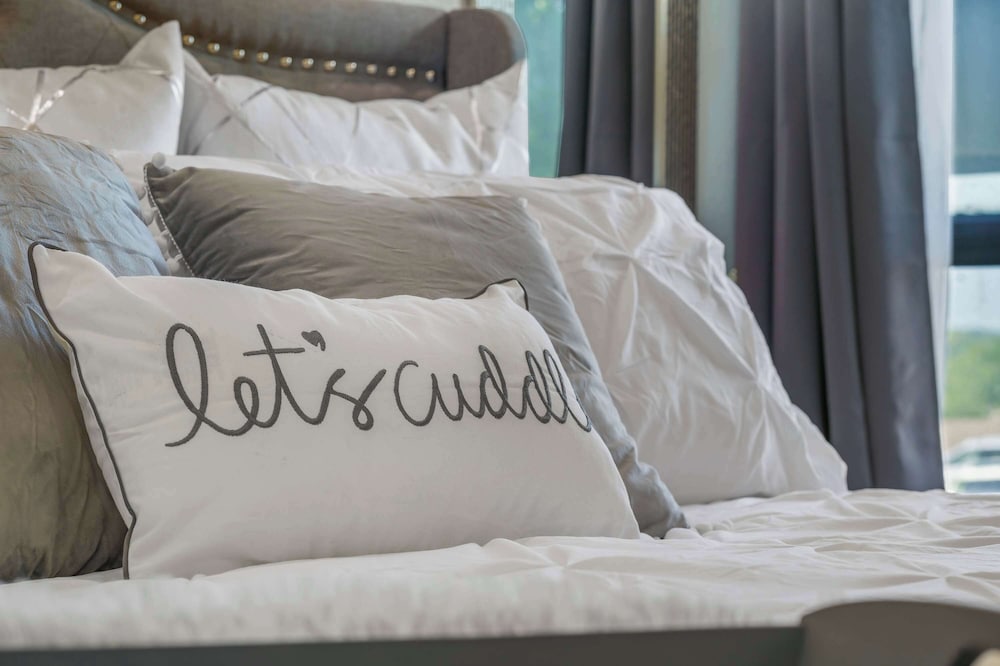 Clubhouse Bungalow - Community Amenities - Missouri