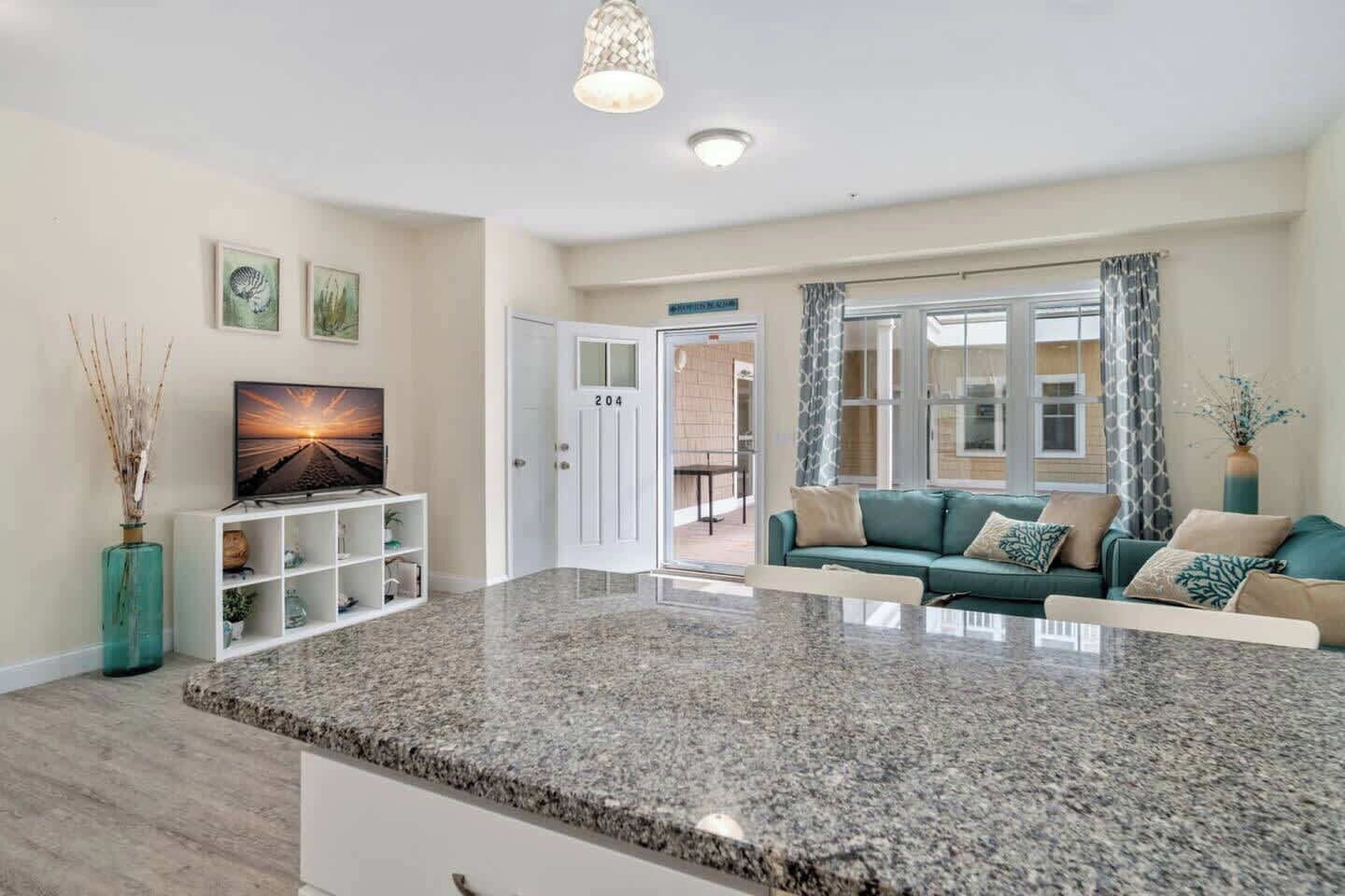 Harbor Haven | Steps To Beach | A/c | 1 Level - Hampton