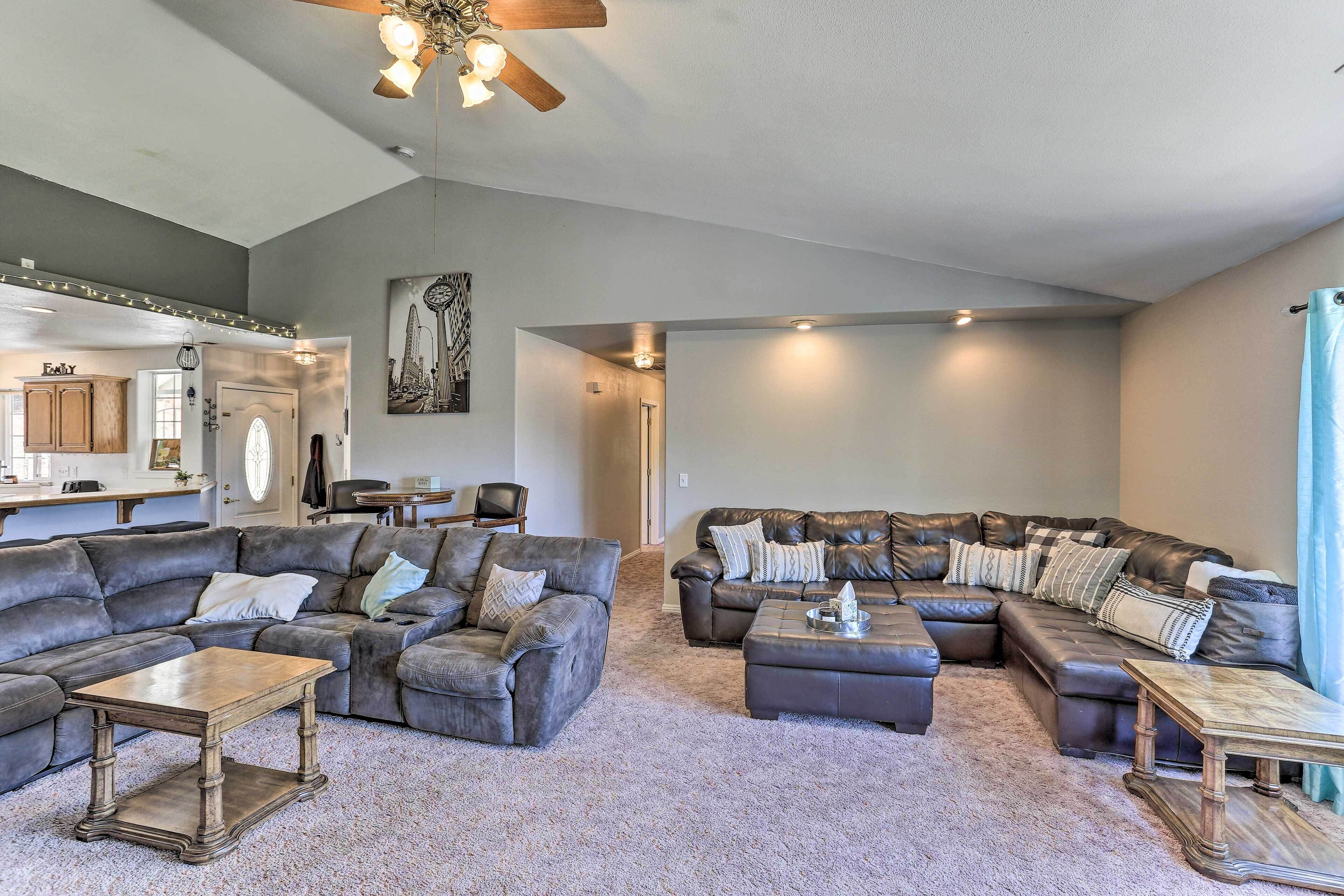 Private Pool & Game Room: Family Weaverville Gem - Weaverville, CA