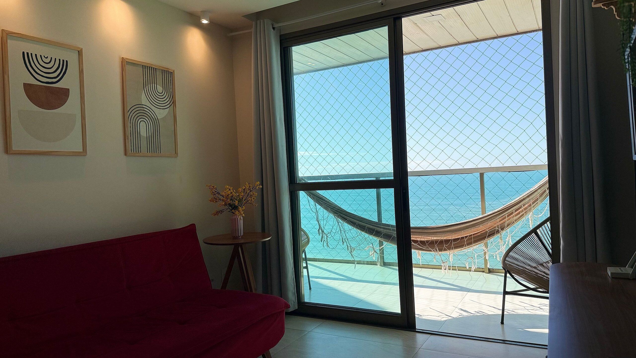 Apartamento | Sala de estar | Smart TV de 32 polegadas com canais digitais, televisor 