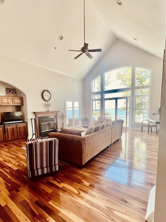 Waterfront House With Amazing Views Of Lake Ontario And Sunsets - Oswego