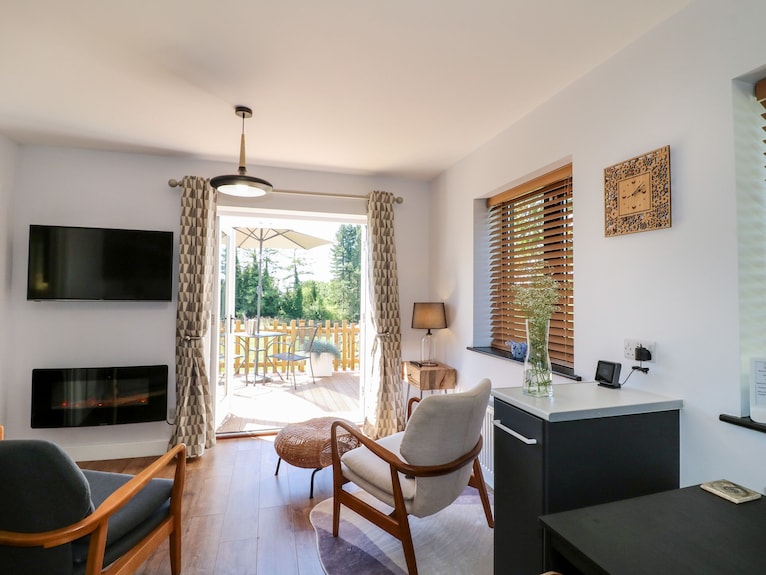 The Wood Shed, Bank Top Farm, With Hot Tub In Ashbourne - Derbyshire