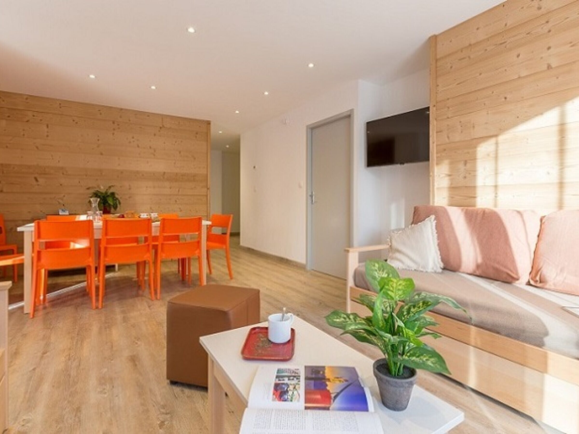Spacious Apartment, Ski-in, Wifi, Pets Welcome - Briançon