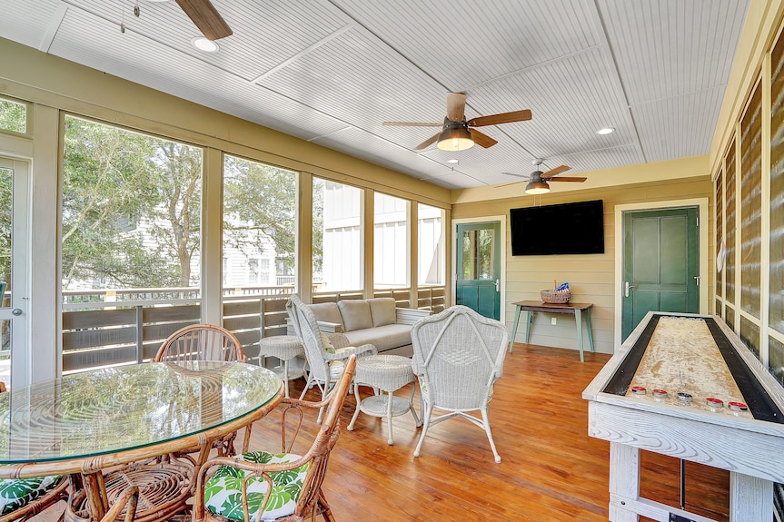 North Litchfield - Pool Table And Shuffleboard - Murrells Inlet