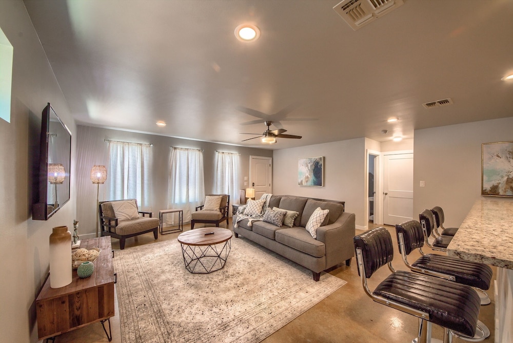 Sattler Haus Rr 464 2 Bedroom Home By Redawning - Canyon Lake, TX