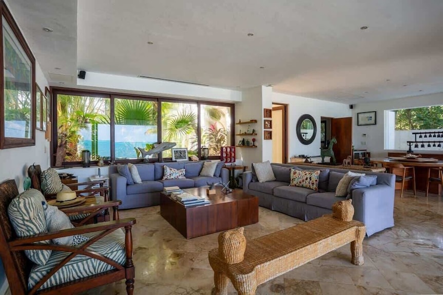 Villa Presidente | 4br | Oceanfront Luxury Stay -