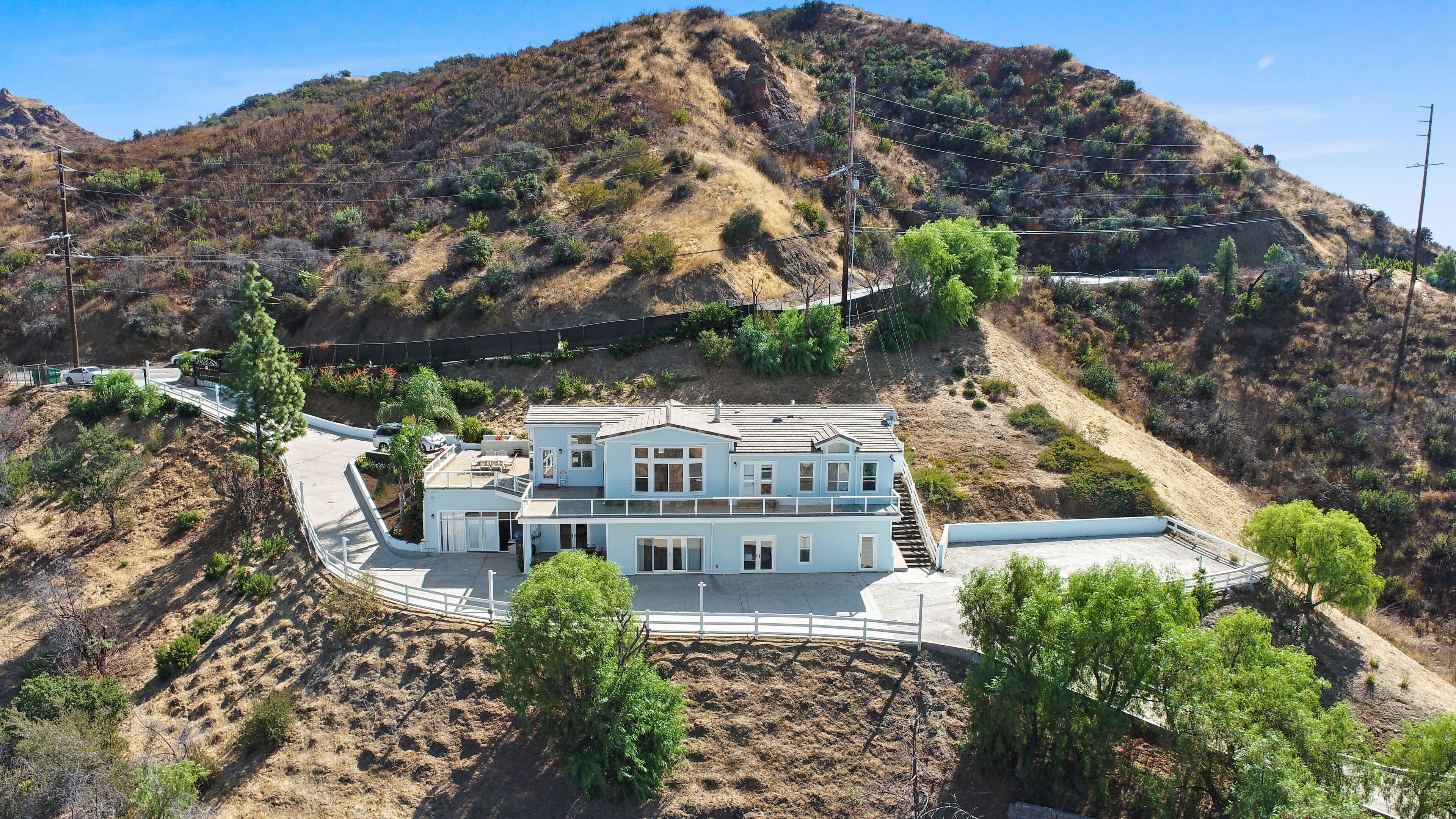 Malibu 3bdrm Beach Home on Private Sandy Beach with SURF! Best Beach ...